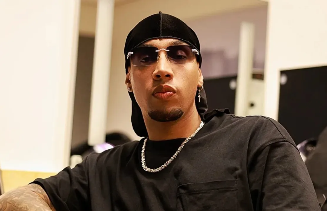 Nino deelt zijn 'bovennatuurlijke' kennis in eigen boek 'Te Diep Voor Rap'