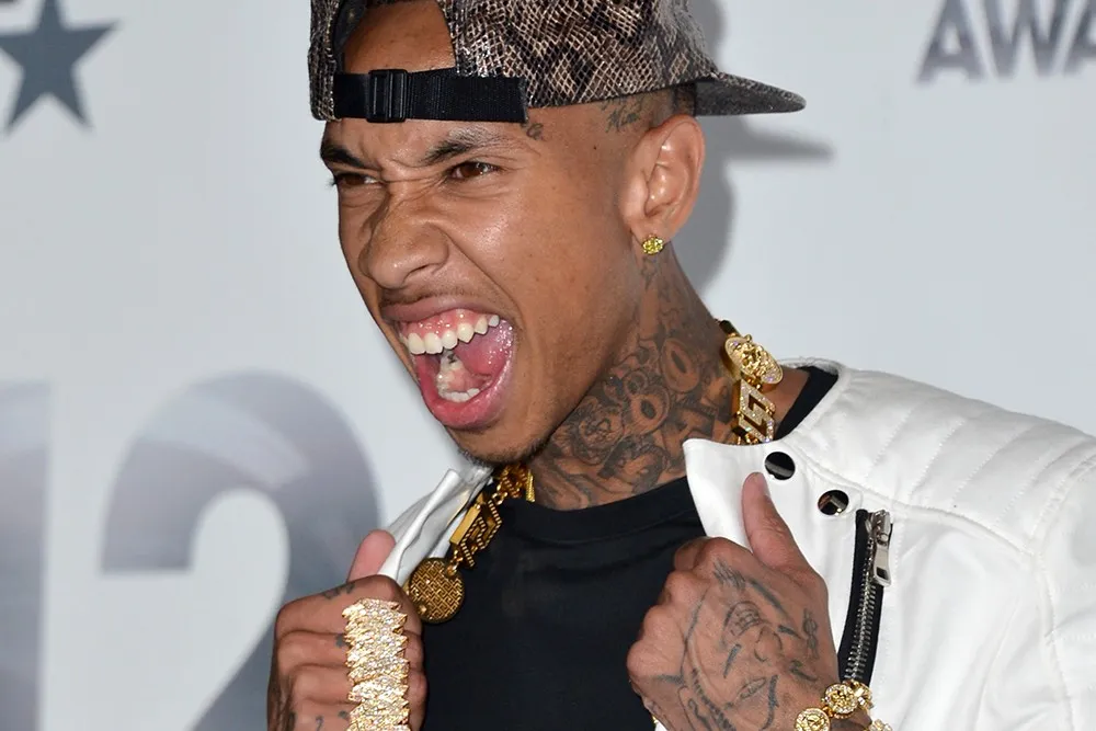 Als we Tyga moeten geloven is hij bezig met een "singing album"