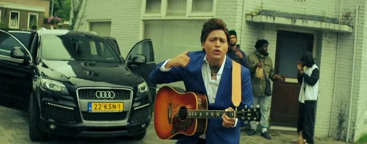 Fresku speelt de hoofdrol in geniale nieuwe video van zanger Douwe Bob