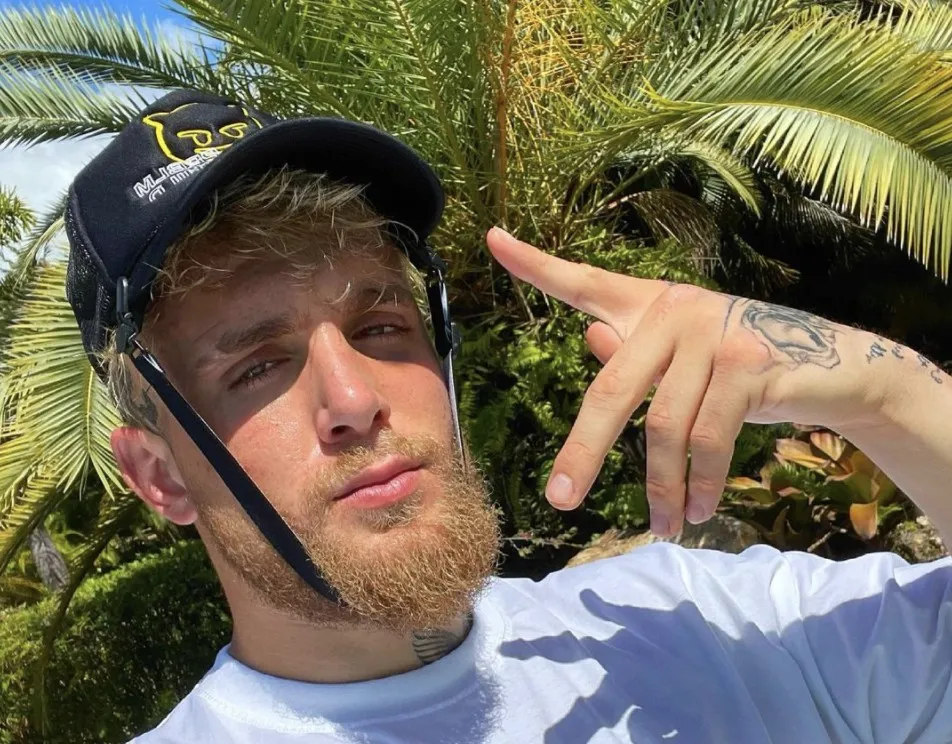 YouTuber Jake Paul komt met bizarre eis voor voormalig UFC-kampioen na ...