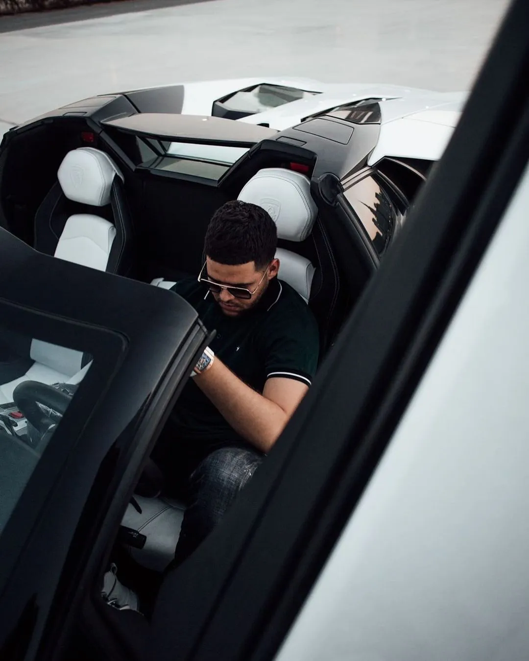 Lijpe dropt Verzegeld Album Sampler met o.a. Frenna, JoeyAK, Kevin & KA