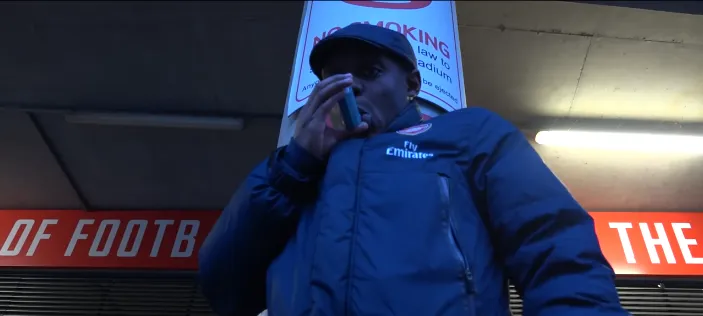 Met pijn in zijn hart roept Uncle Ed 'Wenger Out' in Arsenal diss