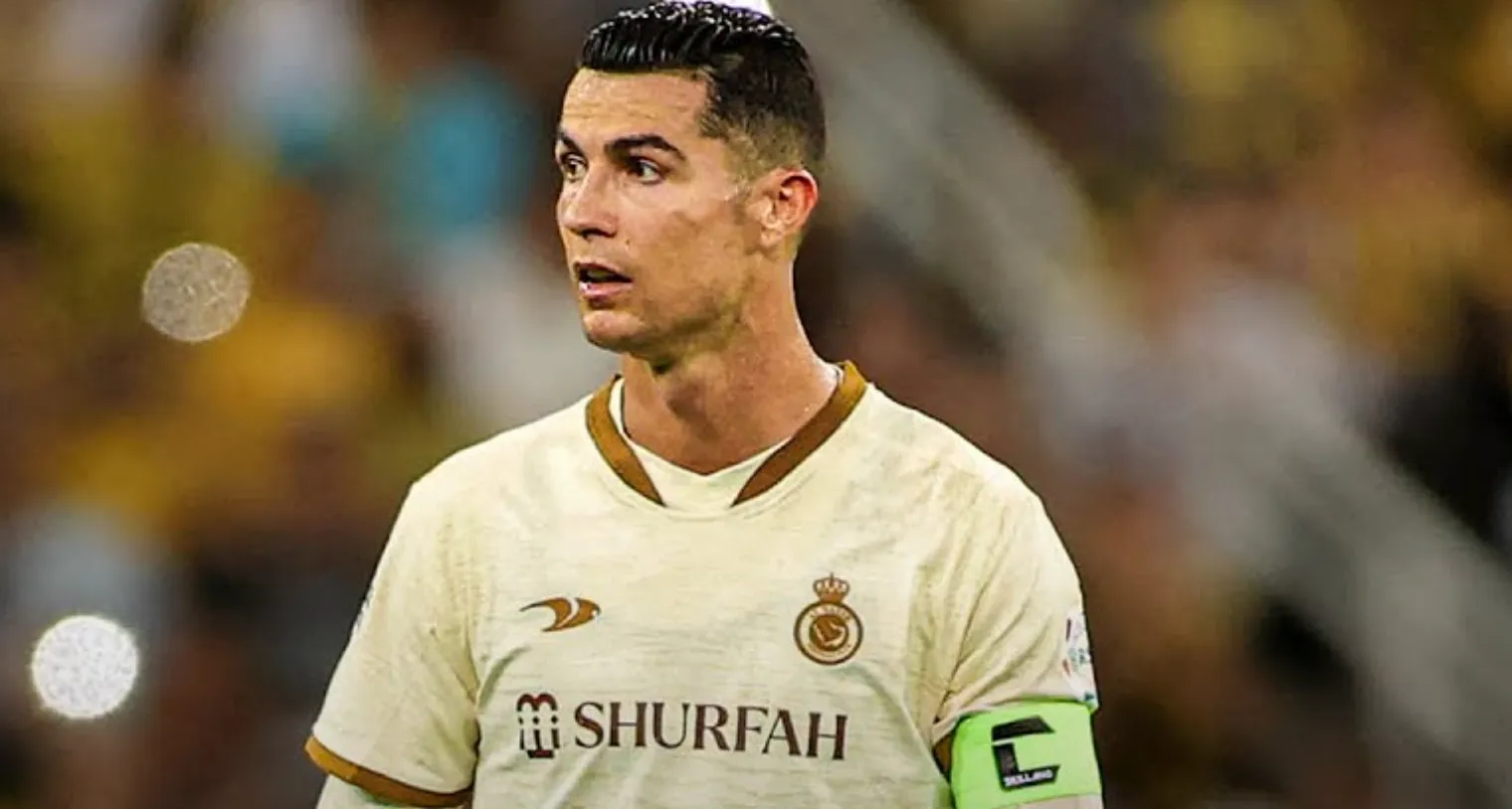 Cristiano Ronaldo zorgt voor woede in Saudi-Arabië na 'obsceen gebaar': "Kan leiden tot ...
