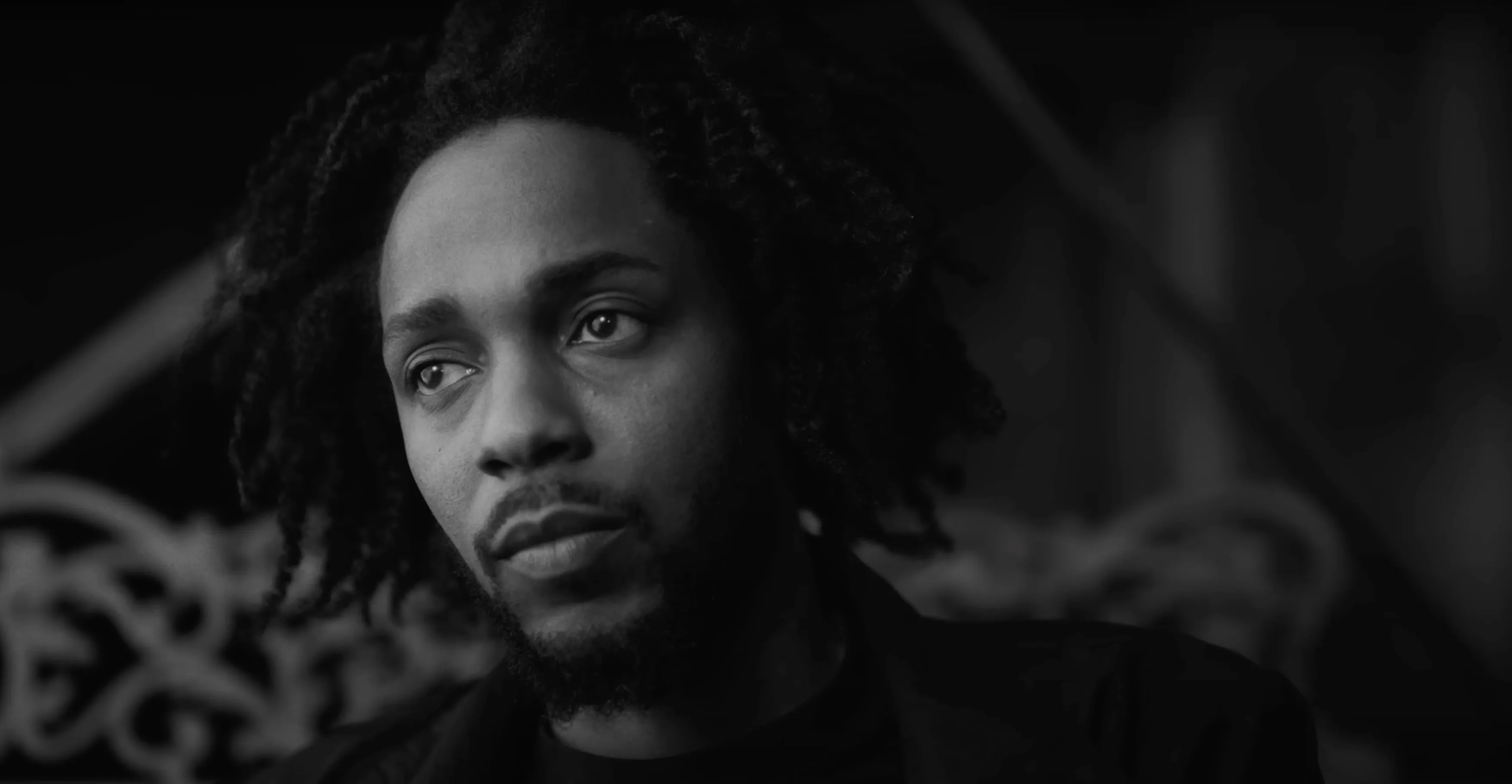 Producer onthult dat hij achter de viral Kendrick Lamar disstrack zit ...