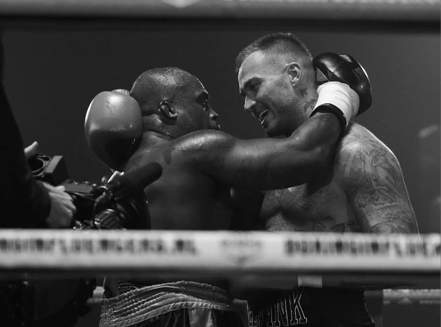 Dave Roelvink krijgt als vervanger van DieTim een wel heel makkelijke tegenstander tijdens ...