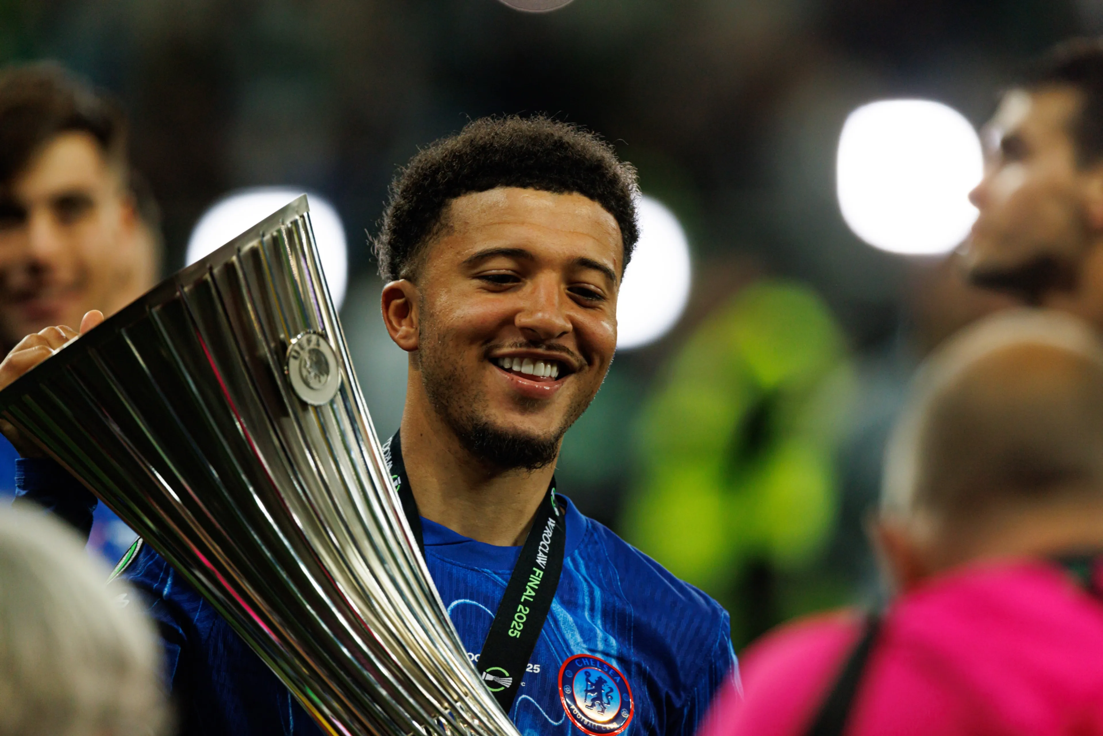 Voetballer Jadon Sancho moest vertrekken bij Chelsea vanwege relatie ...