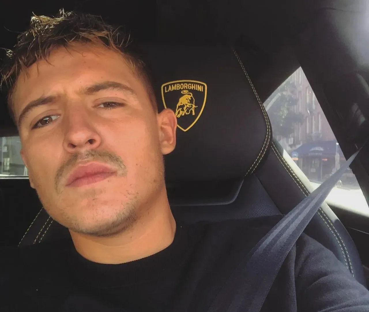 Dit is het salaris van rapper Lil' Kleine