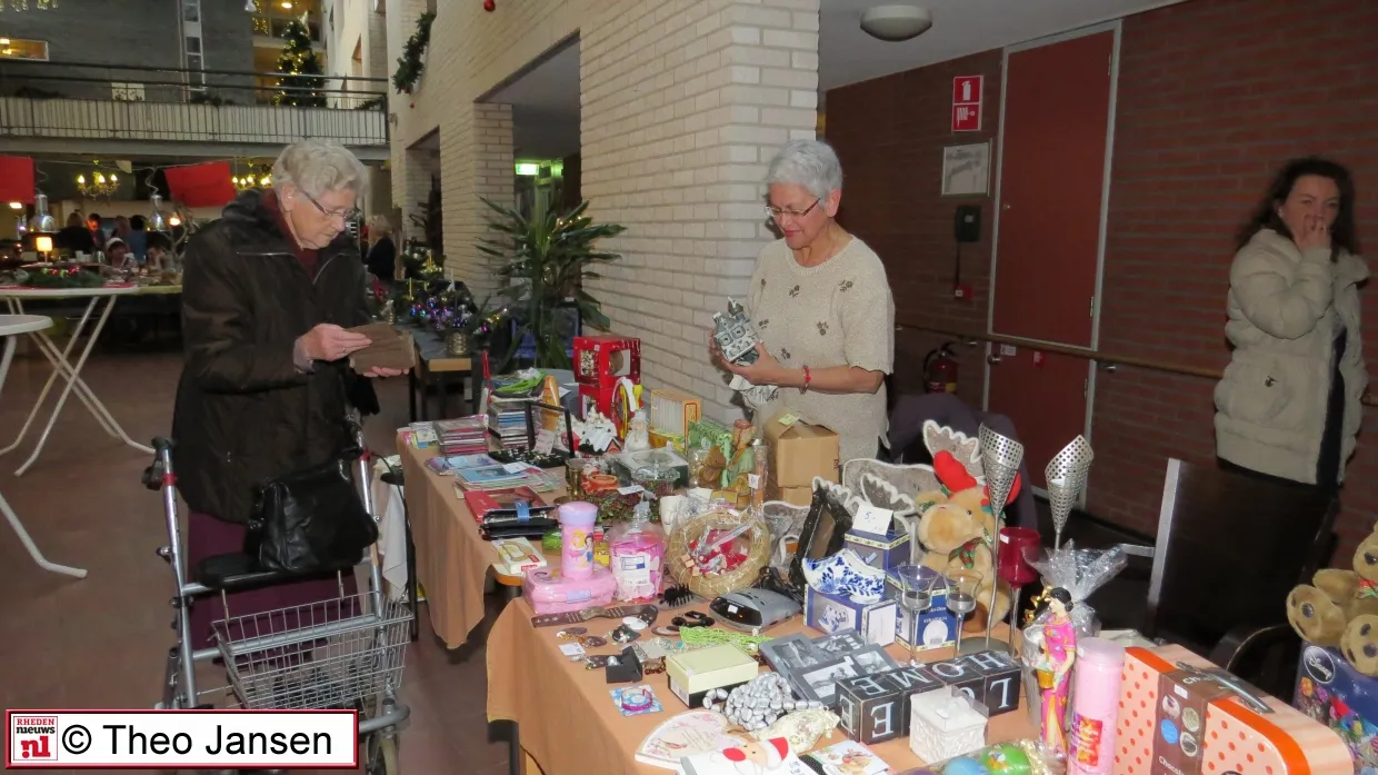 Kerstmarkt in Rhederhof in Rheden