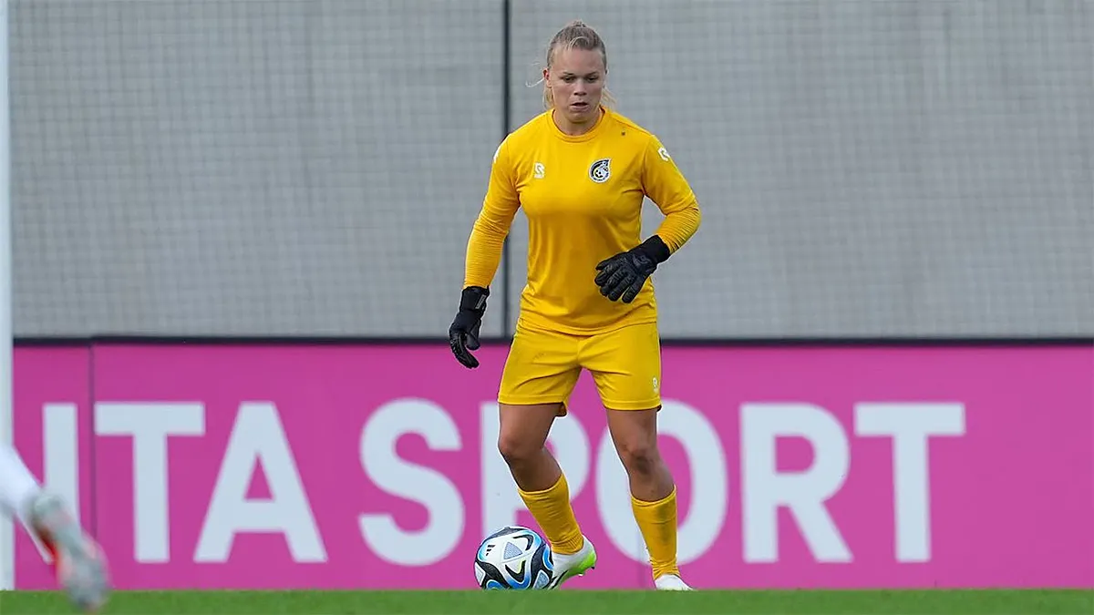 Goalie Claire Dinkla verlengt contract bij Fortuna Vrouwen