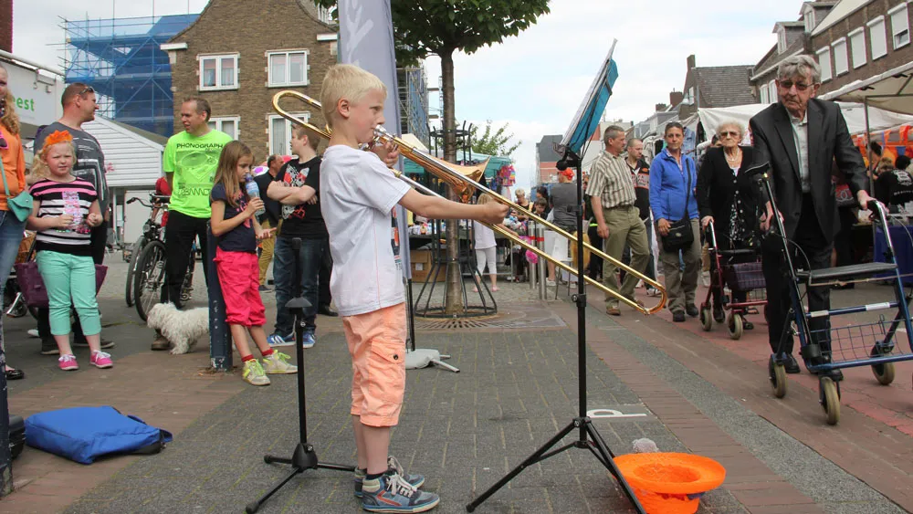 Koningsdag Geleen met Kidsplaza en Kindervrijmarkt