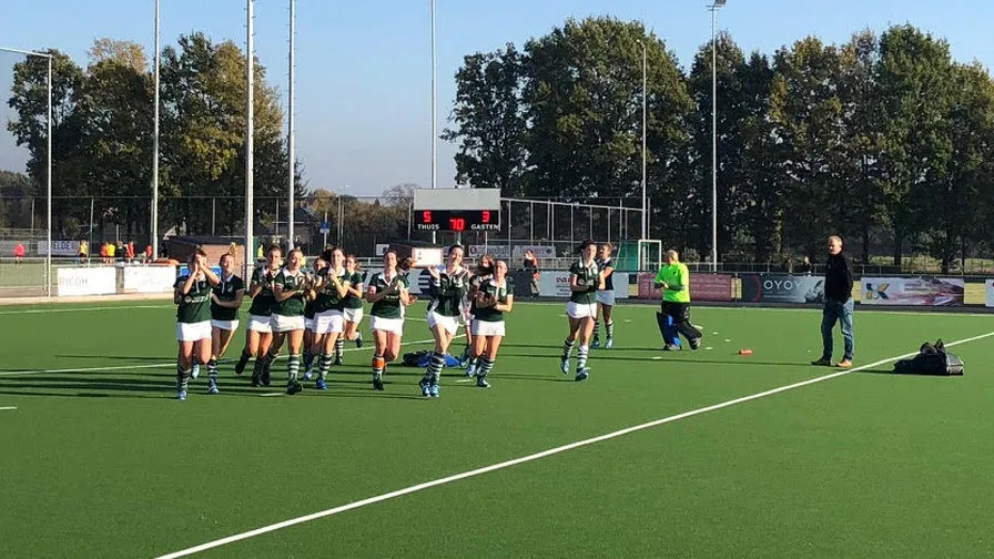 Hockeydames MHC Wijchen winnen van Arnhem