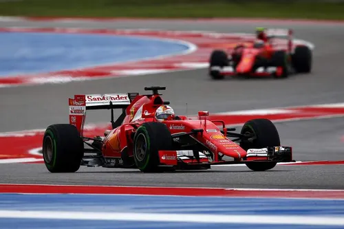 GRANDPRIX247 | United States GP: Rosberg error hands Hamilton win and title