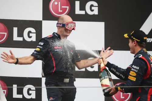 GRANDPRIX247 | Horner under fire as Red Bull losing Newey sinks into F1 ...