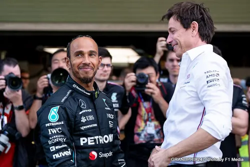 GRANDPRIX247 | Mercedes report Hamilton "sabotage" email attack to police