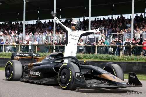 GRANDPRIX247 | F1 movie star Damson Idris recalls 'craziest' on-track ...