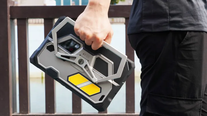 Tank Pad Ultra Brings A Built-In 1080P Projector, Night Vision, And A ...