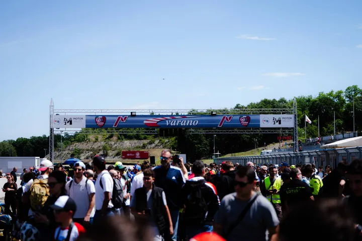 FX Racing Weekend, Varano regala spettacolo: Liotti e Tocu allungano ...